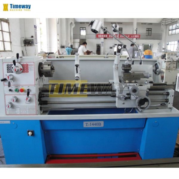 Quality Metal Lathe Machine with Max. Swing over Bed 356mm and Max. Length of Workpiece for sale