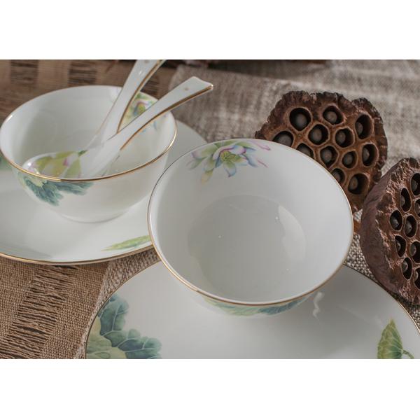 Quality OEM ODM Luxury 45% Bone China Dinnerware Set 45 Pieces for sale