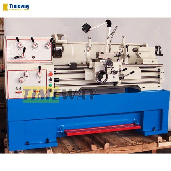 Quality Manual Precision Gear Head Metal Engine Lathe with Range of Spindle Speed 40 for sale