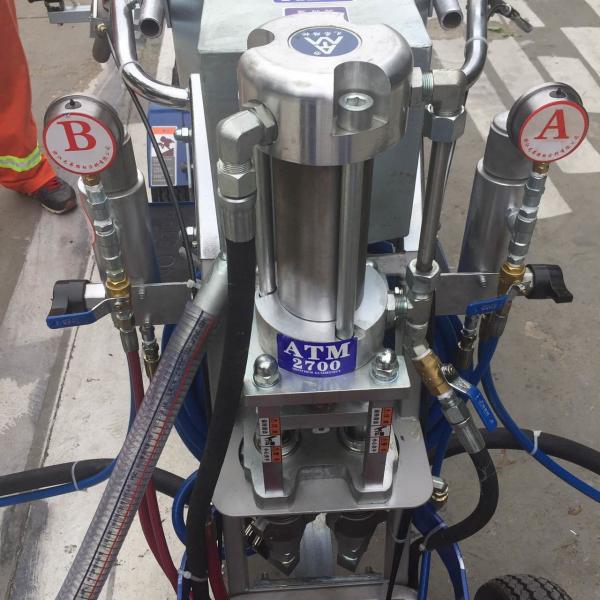 Quality Traffic Acrylic Pneumatic Road Marking Spray Paint Machine for sale