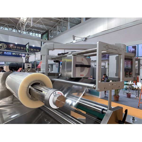 Quality DK D05S Large Format Printer Date / Logo / Batch Number Printing For Flow for sale