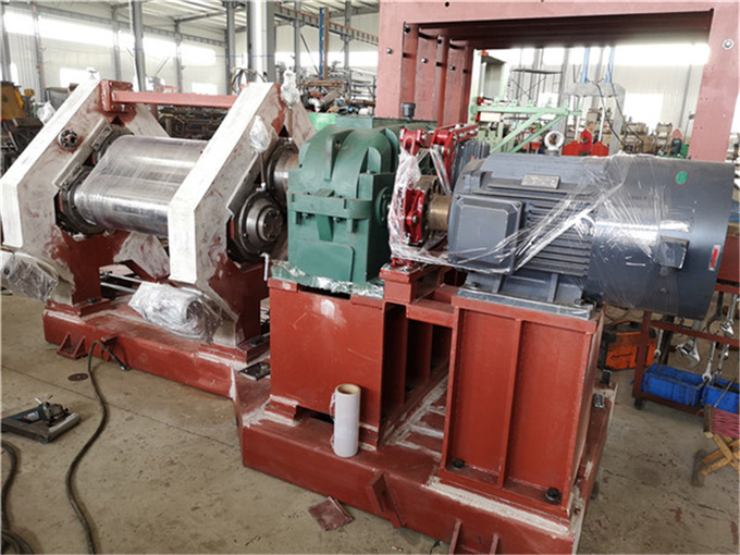 Three Roll Rubber Calender Machine SGS 3 Roll Calender Machine For Plastics 1