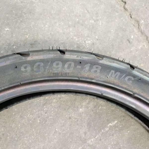 Quality Swallow Motorcycle Tyre Made in with 35%-55% Rubber Content for sale