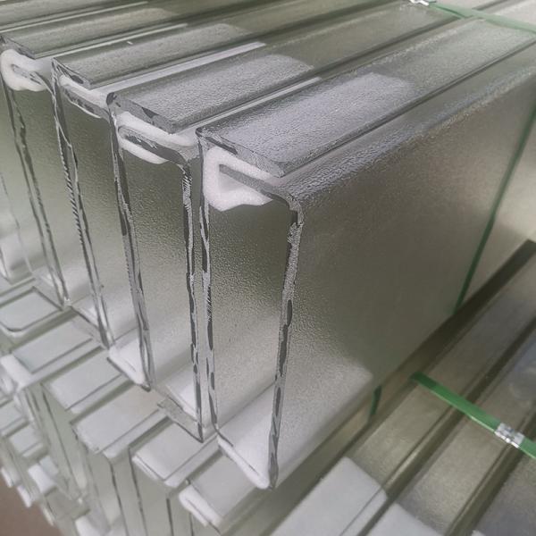 Quality Sustainable Heat Insulating Glass Energy Saving Building Thermal Insulated Glass for sale