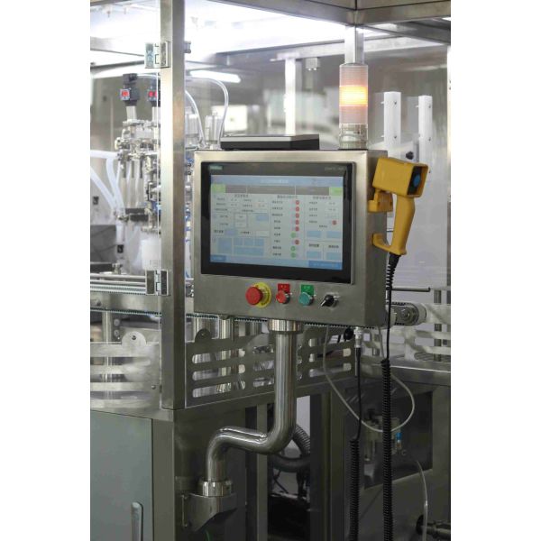 Quality Automatic Liquid Pharmaceutical Prefilled Syringe Filling Machine Vacuum Aseptic for sale