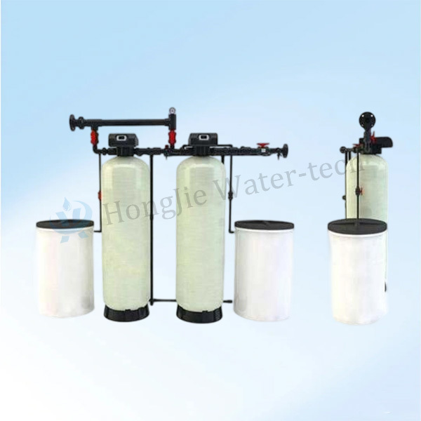 Quality Automatic PLC Control Water Softener System With FRP Resin Tank Ion Exchange Resin for sale