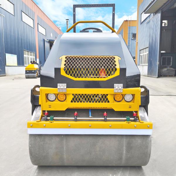 Quality Factory Supply Ride on 3000kg Vibratory Compactor Mini Road Roller Asphalt for sale