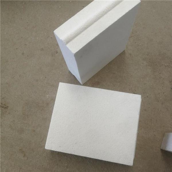 Quality Custom Sized Alumina Bubble Bricks for Machine Pressed Refractories in Cracking for sale