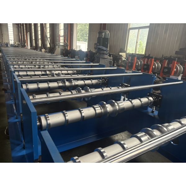 Quality High Friction Surface Embossing Floor Deck Roll Forming Machine YX70-165 Metal for sale