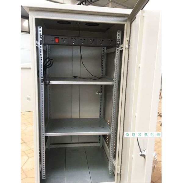 Quality Outdoor Electronic Equipment Stainless Steel Iron Lockable Cabinet with 600*450 600*600 for sale