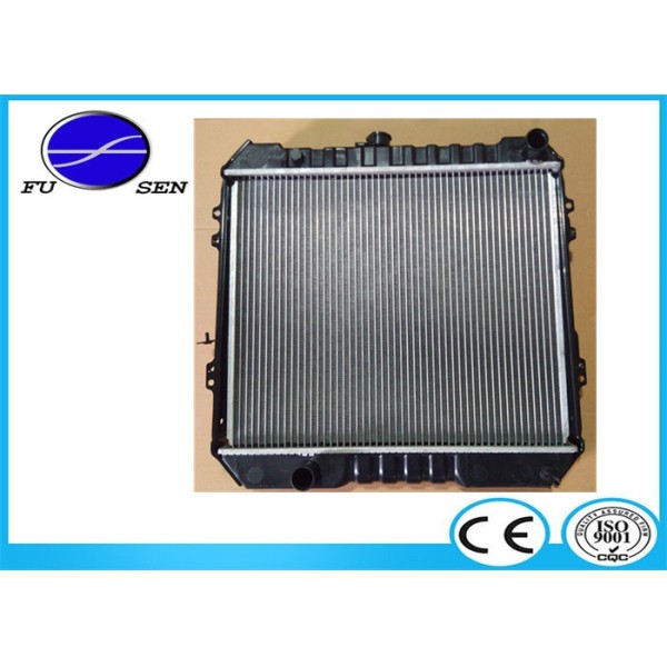 Quality 32MT Toyota Pickup Aluminum Radiator / Universal Aluminum Radiator High Heat Transfer for sale