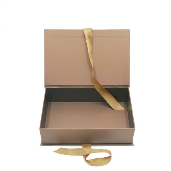Quality Recyclable Underwear Gift Box 1200gsm Gray Cardboard 157gsm Art Paper for sale