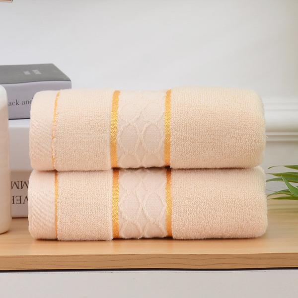 Quality Soft and Comfortable 100% Cotton Bath Towel 110g for a Luxurious Bathing for sale
