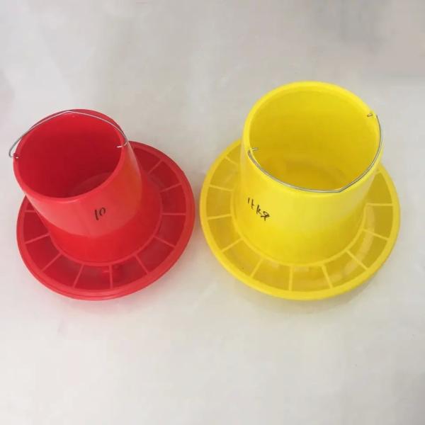 Quality 20kg Hopper Plastic Poultry Feeder Automatic Chicken Feeding System for sale