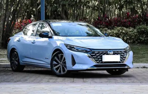 Quality Experience The Thrill Of Dongfeng Venucia Star Max Torque 160Nm Top Speed 180km/H for sale
