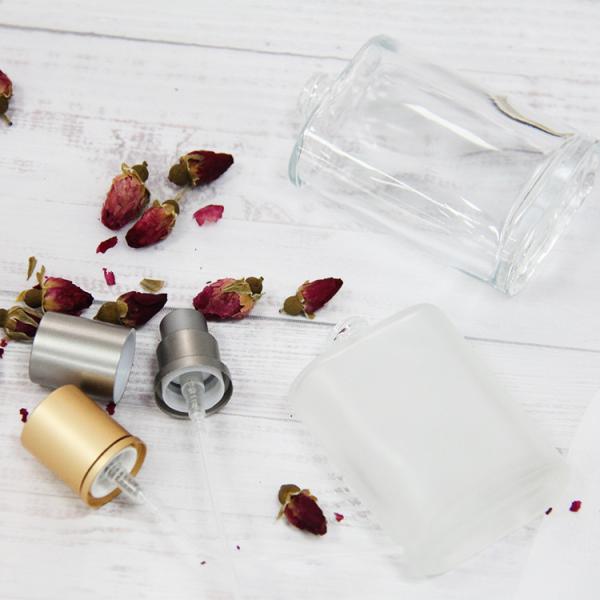 Quality Custom Square Perfume Bottle 30ml 50ml 100ml Clear Color Perfume Glass Bottles for sale