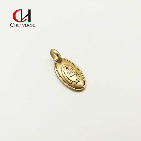 Quality Practical Thickened Replacement Belt Buckle , Rustproof Golden Backpack Pendant for sale