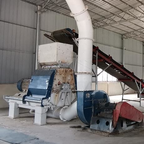 Quality High Speed Wood Crushing Machine Durable Wood Chip Hammer Mill for sale
