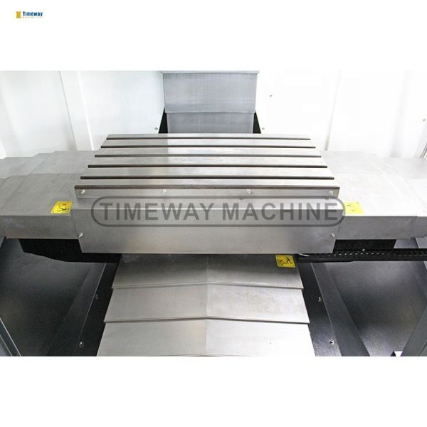 Quality 500mm Table Travel Automatic CNC Vertical Machining Center for Precise Machining for sale