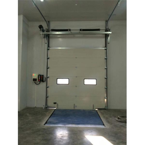 Quality Telescopic Dock Leveler With Retractable Lip Facilitate The Safe Loading And Unloading Of Fully Loaded Trucks for sale