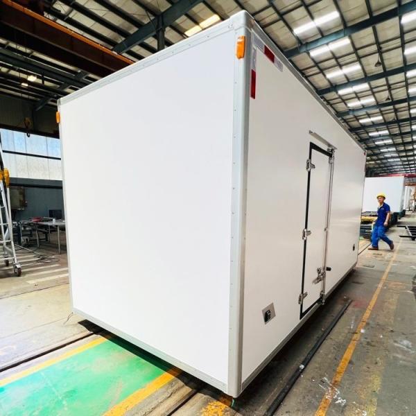 Quality 16FT Refrigeration Truck Box Body For Isuzu Truck Chassis for sale