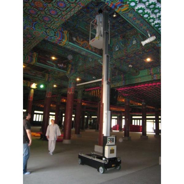 Quality Single Mast Lift For Fixture Works , 6.2m Height Self Propelled Work Platform for sale