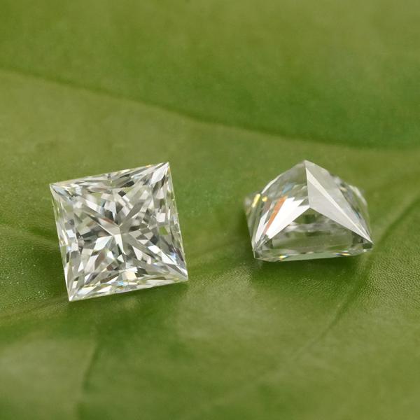 Quality Princess Cut White Melee Diamonds HPHT 1.8 To 4.1mm 0.01 To 0.47ct for sale