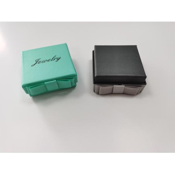 Quality Flexo Cosmetic Paper Printed Packaging Box Embossing Bright Green for sale
