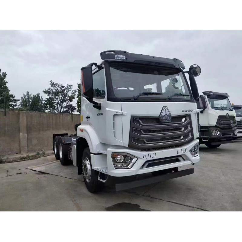 Quality HOHAN Tractor Truck 6×4 RHD 400 HP New HOWO for sale