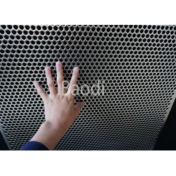 Quality Decorative Stainless Steel Perforated Steel Sheet Screen With Round Holes for sale