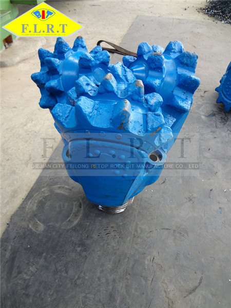 Quality Oil Well Drilling Three Cone Bit / Tricone Rock Bit 346.1mm FSA127G for sale