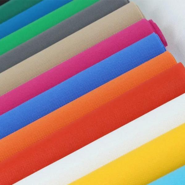 Quality BSCI PP Eco Friendly Disposable Tablecloths Biodegradable Nonwoven for sale