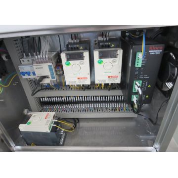 Quality HMI Round Jars Can Stick Automatic Labeling Machine Pharmaceutical Labeling for sale