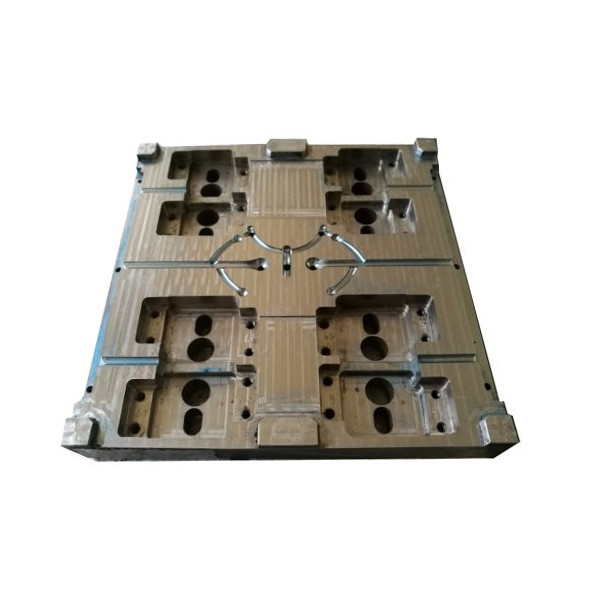 Quality Auto Plastic Injection Moulding Tooling Using PP PC ABS Multi Cavity Molds for sale