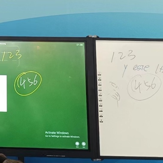 Quality 75inch Lockable Recoardable Interconnected Blackboard Recordable Portable Smart for sale
