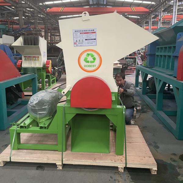 Quality Multifunctional Lump Plastic Crusher Machine with 4pcs Fixed Knives 6pcs Moving for sale