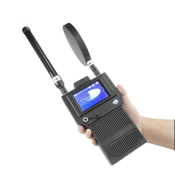 Quality Portable FPV UAV Anti Drone Detector Defense Jamming System 2km ODM for sale