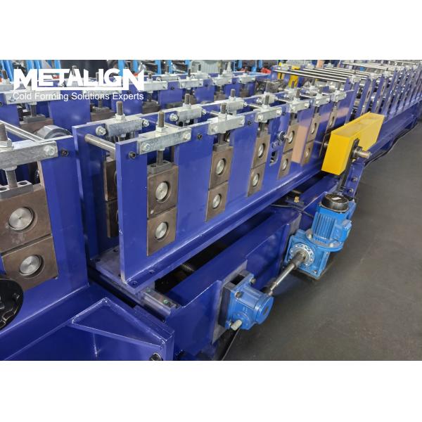 Quality Dual Side Movement Step Beam Rack Roll Forming Machine With Clean End Notching for sale