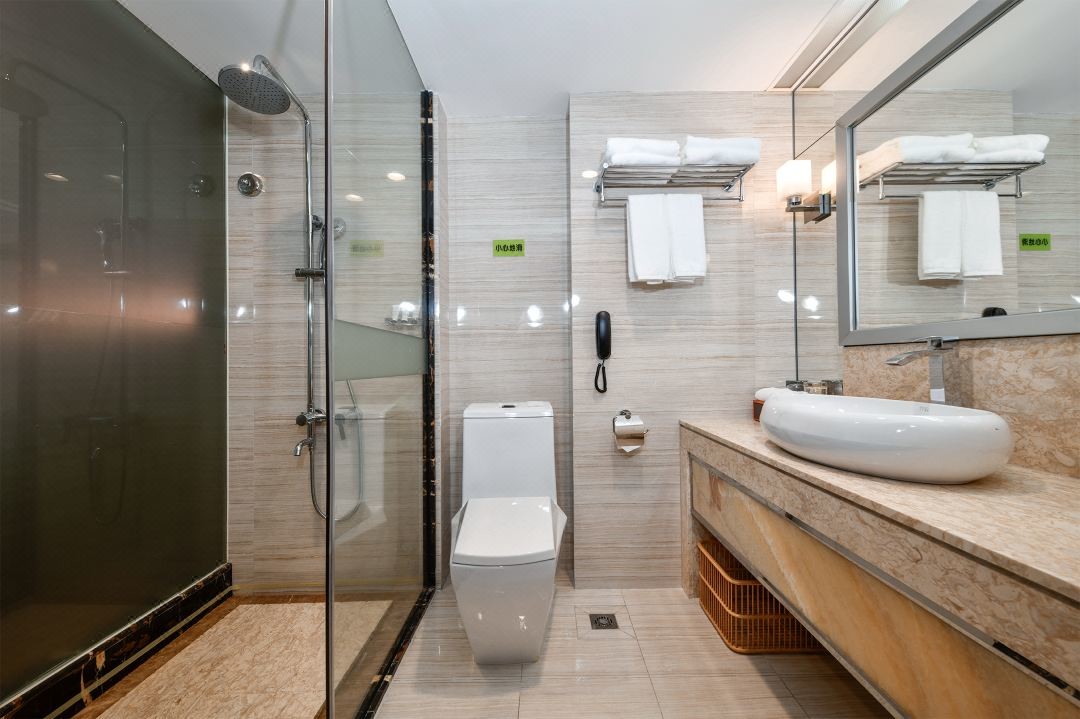 Create a Luxurious and Comfortable Atmosphere with Hotel Bedroom Furniture