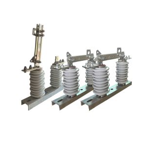 Quality GW9-10 High Voltage Isolator Switch 630A Overhead Line Disconnect Switch For for sale