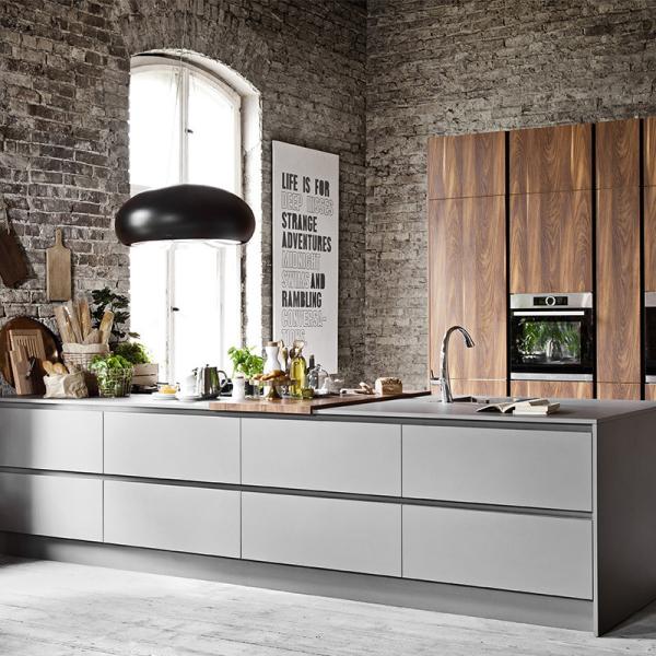 Quality Blum Hardware Customized Size Matte Style Waterproof Kitchen Cabinet Set for for sale