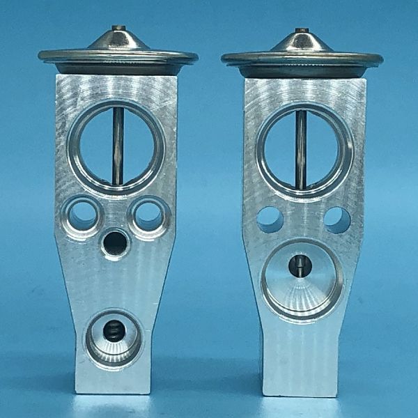 Quality TOYOTA COROLLA YARIS VIOS Auto AC Expansion Valve TW4475004700 885150D170 885150D240 for sale