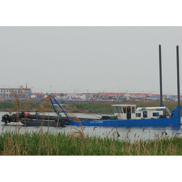 Quality Diesel 150cbm/H Blue Color Cutter Head Dredge / 16kw River Dredging Machine for sale