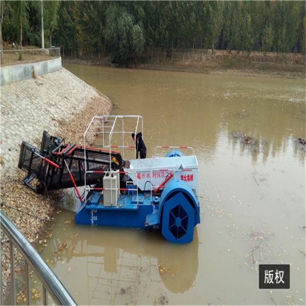 Quality 2000m2 5m3 Aquatic Weed Harvester Weed Cutting Machine for sale
