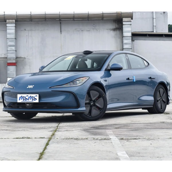 Quality High Power 4WD Sports Car 618km Max Zhiji L6 Pure Electric 2160kg/2610kg Curb Weight for sale