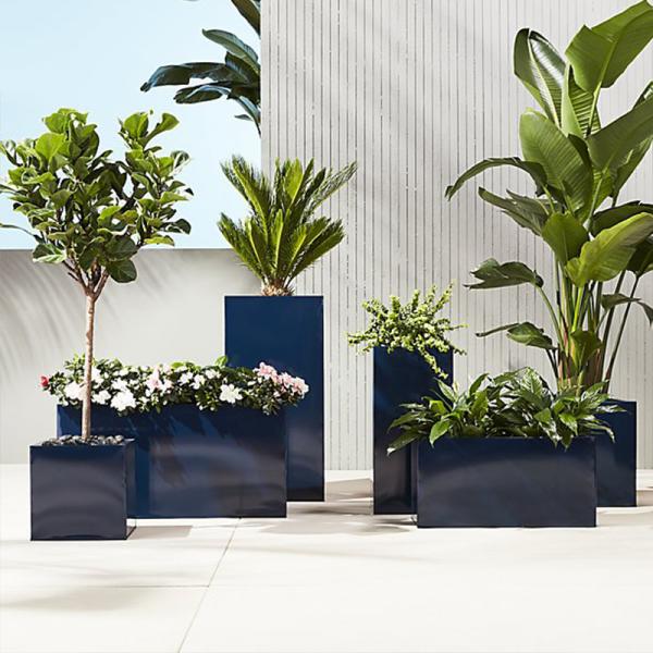 Quality Decorating SUS304 Stainless Steel Flowerpot Metal Long Flowerpot for sale