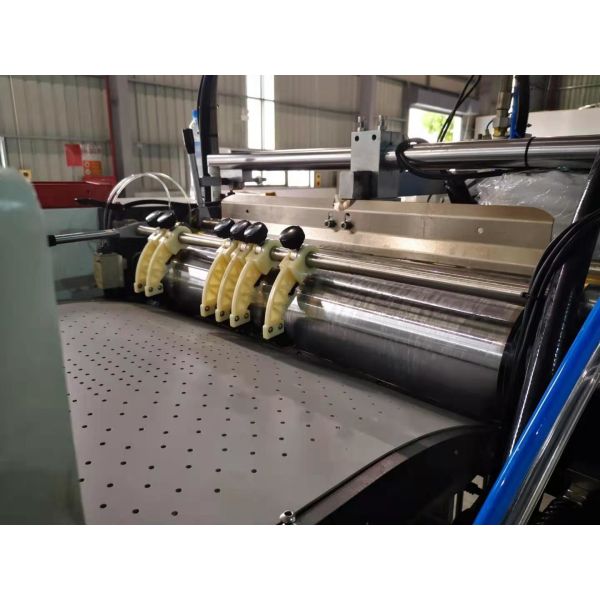 Quality High Speed 35-45pcs/min Rigid Box Making Machine for sale