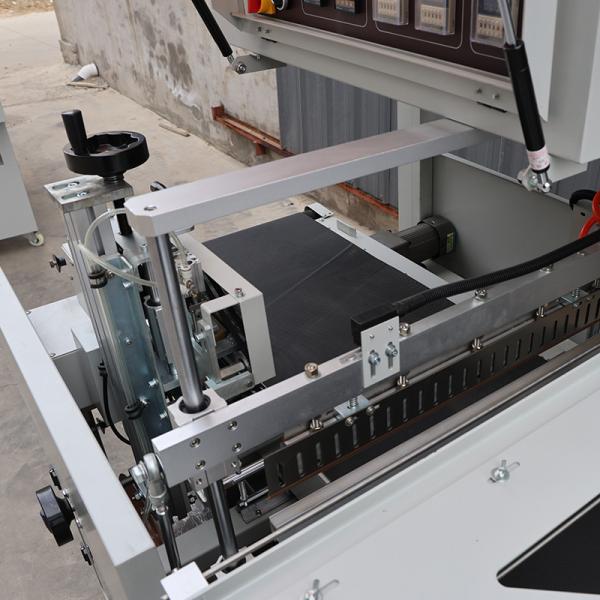 Quality PLC Control Shrink Wrap Tunnel Machine Thermal Contraction Film Packing Machine for sale