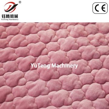 Quality High Speed Blanket Making Machine , Shuttle Quilting Machine Multi Needle for sale