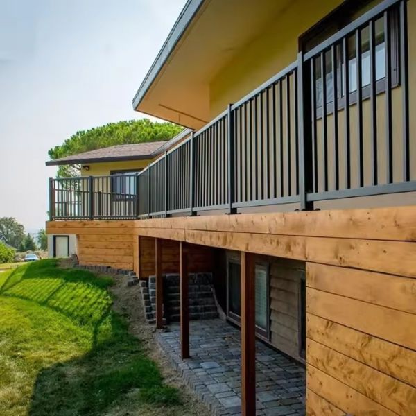 Quality Defender Aluminum Stair Railing Low Maintenance For Longevity And Distinctive Look for sale